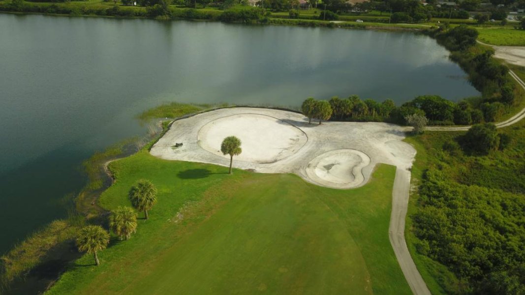 Discover Palm Beach Public Golf Courses: Play & Relax
