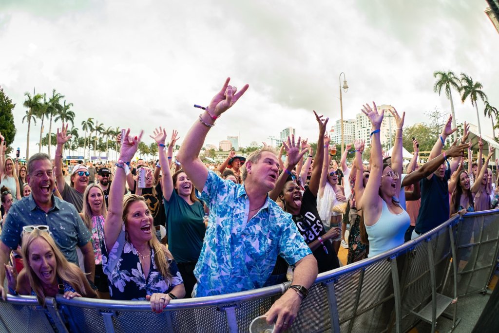 Alan Jackson’s 5 O’Clock Somewhere Festival: Dates & Tickets