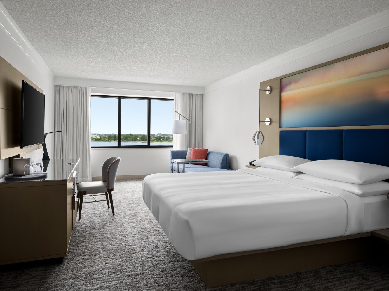Midscale Hotels in The Palm Beaches | The Palm Beaches