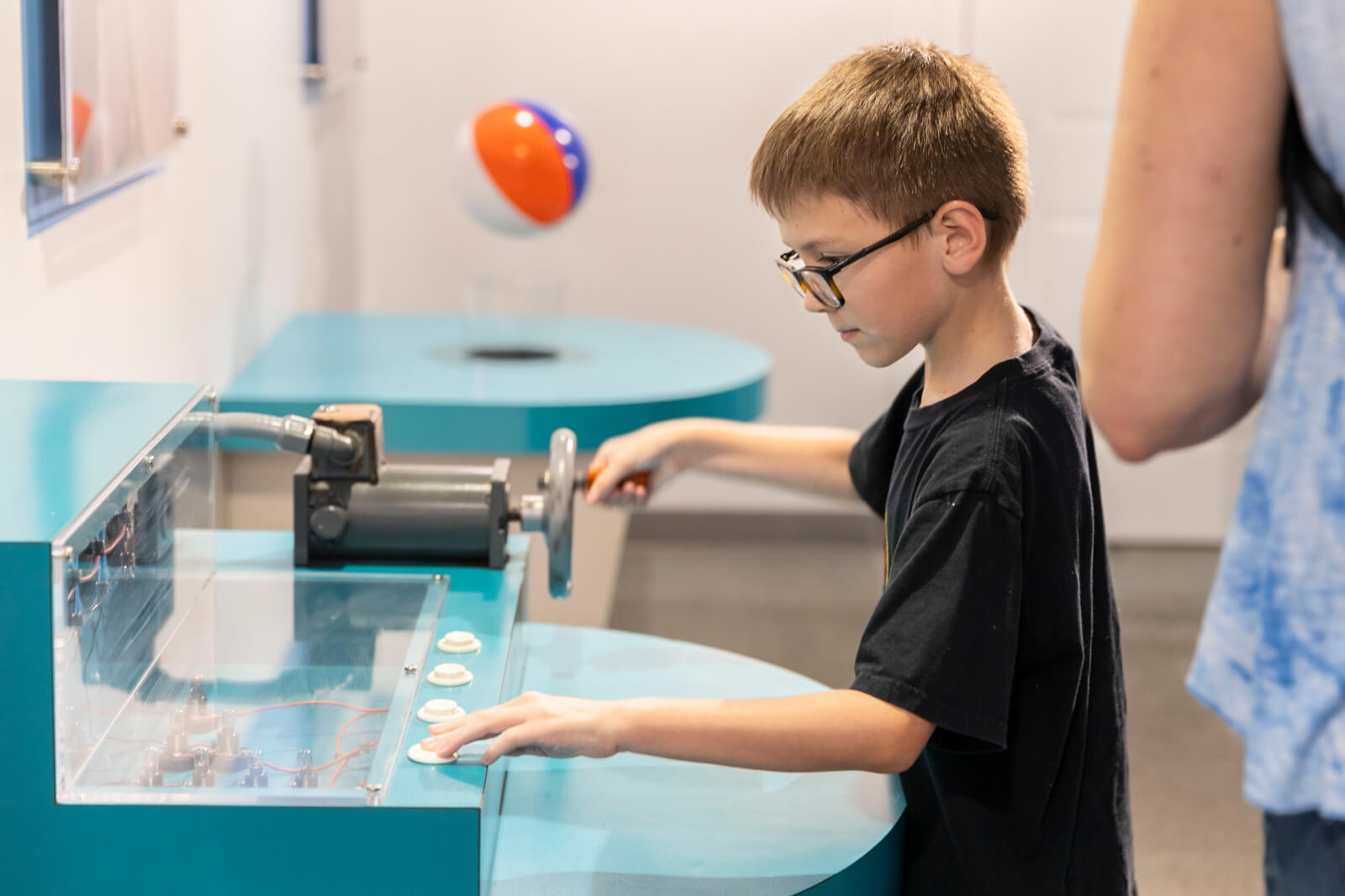 Sensory-Friendly Attractions: Cox Science Center and Aquarium